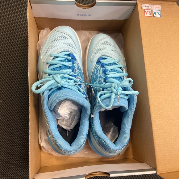 Yonex | Shoes | Nwt Yonex Power Cushion Aerus 3 | Poshmark